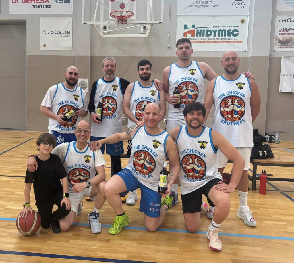 Chicken Brothers ganan la VII Liga Pick and Roll en la gran final ...